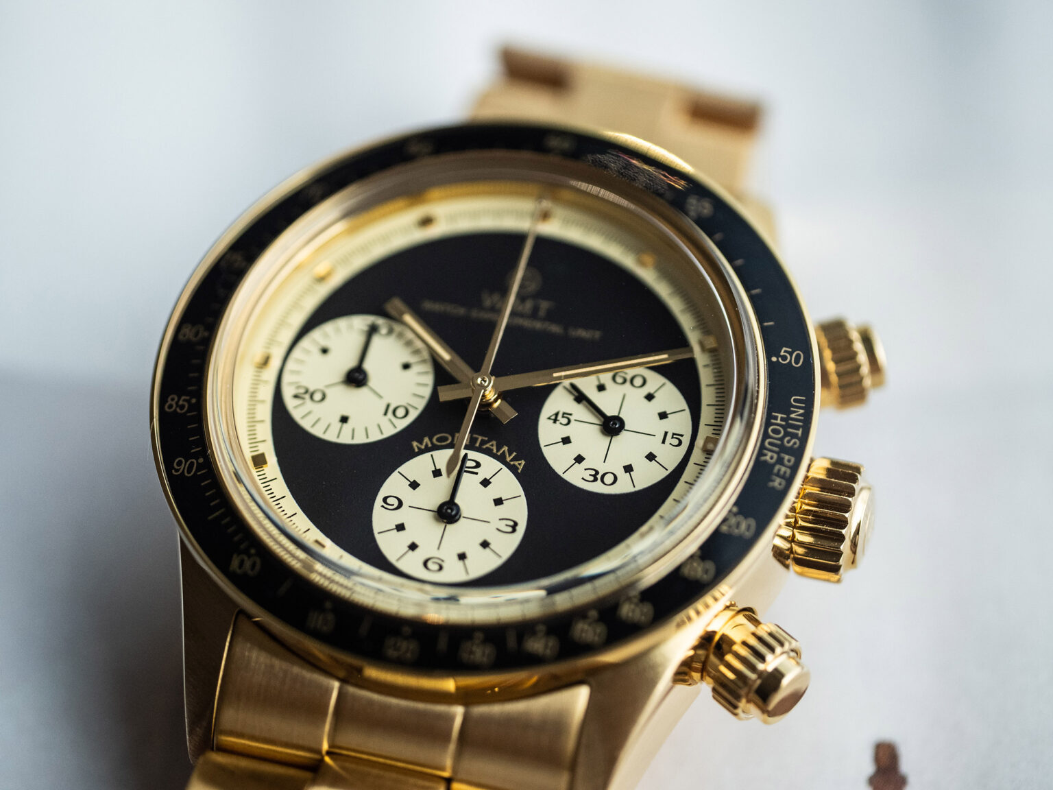 Montana - Racer Gold MKII / Limited Edition 25 Pc - WMTWatch